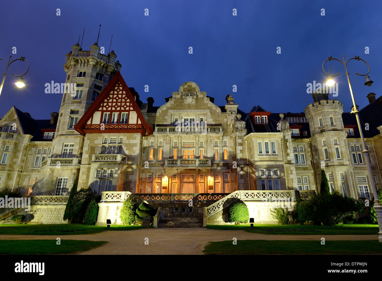 Santander university hi-res stock photography and images - Alamy
