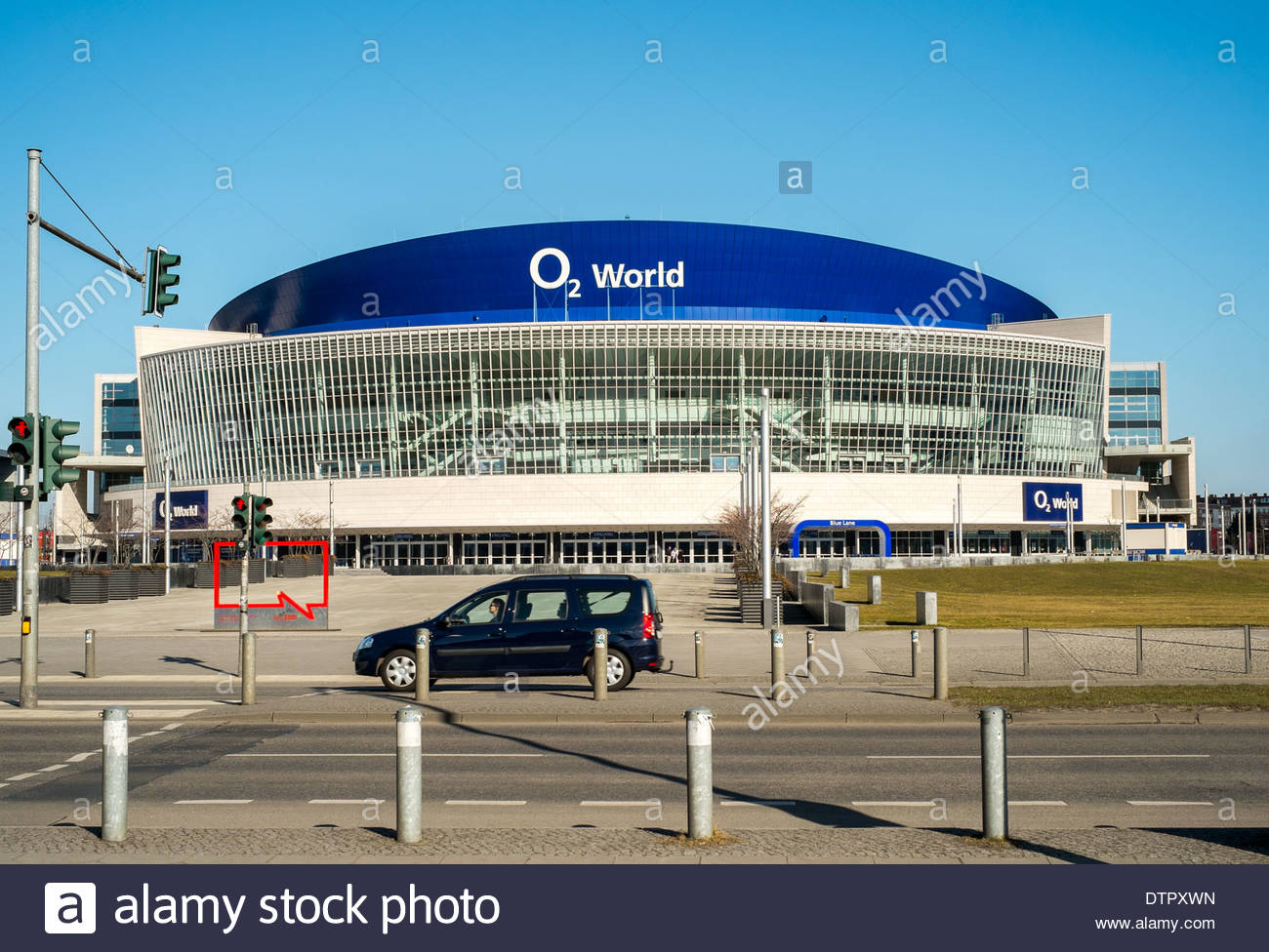 O2 Stock Photos & O2 Stock Images - Alamy