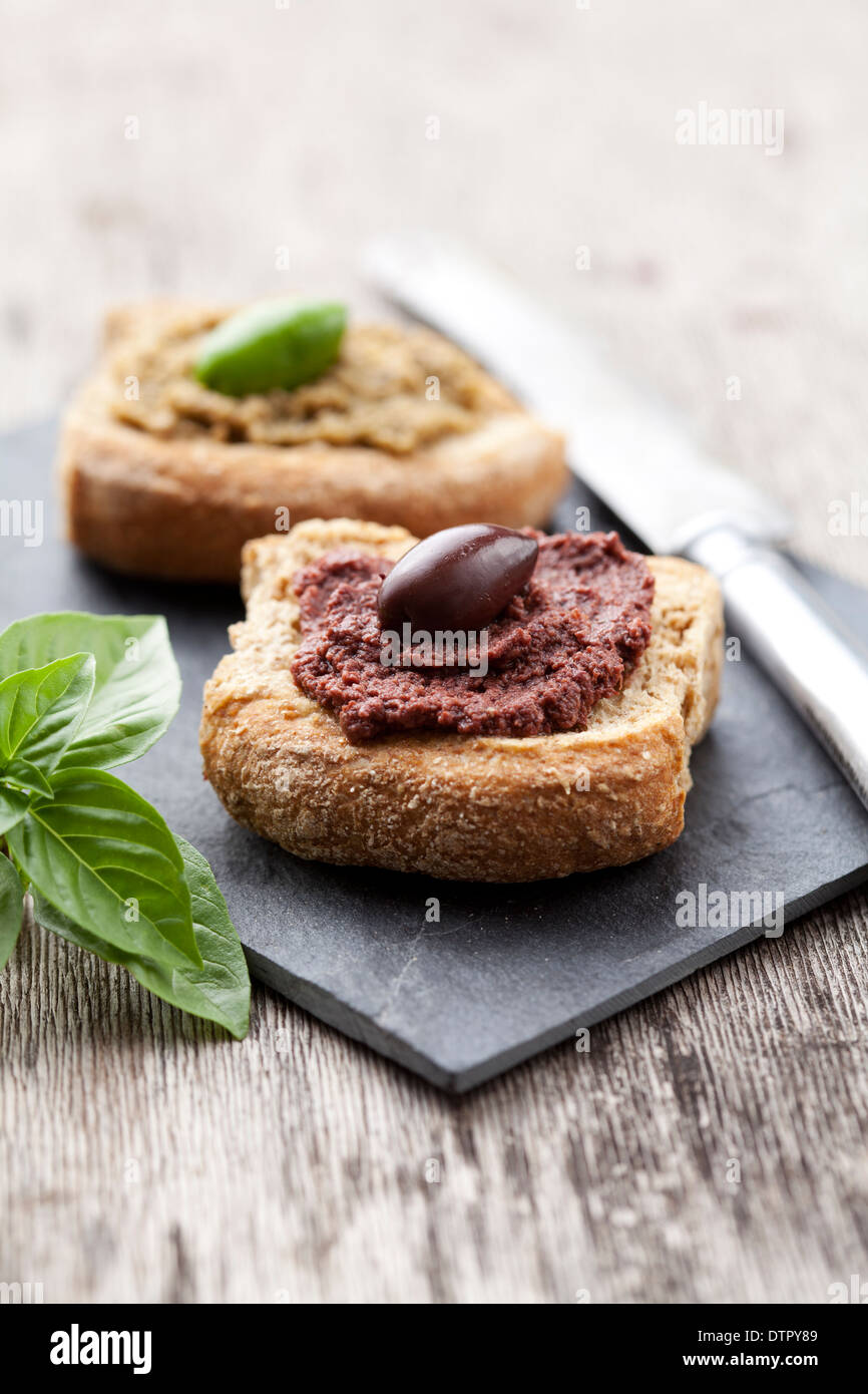 Kalamata olive bread hi-res stock photography and images - Alamy