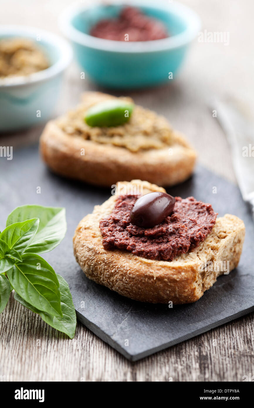 Black olive paste hi-res stock photography and images - Alamy