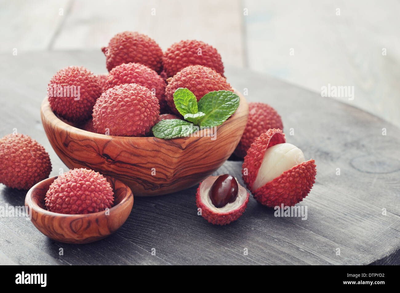 Lychee in bowl hi-res stock photography and images - Alamy