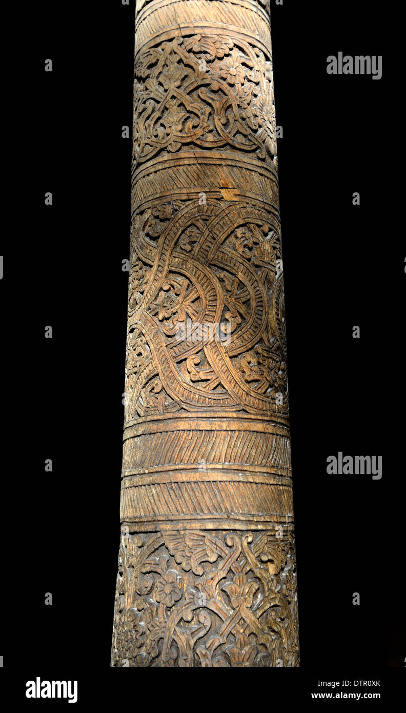 Muslim building uzbekistan columns hi-res stock photography and images ...