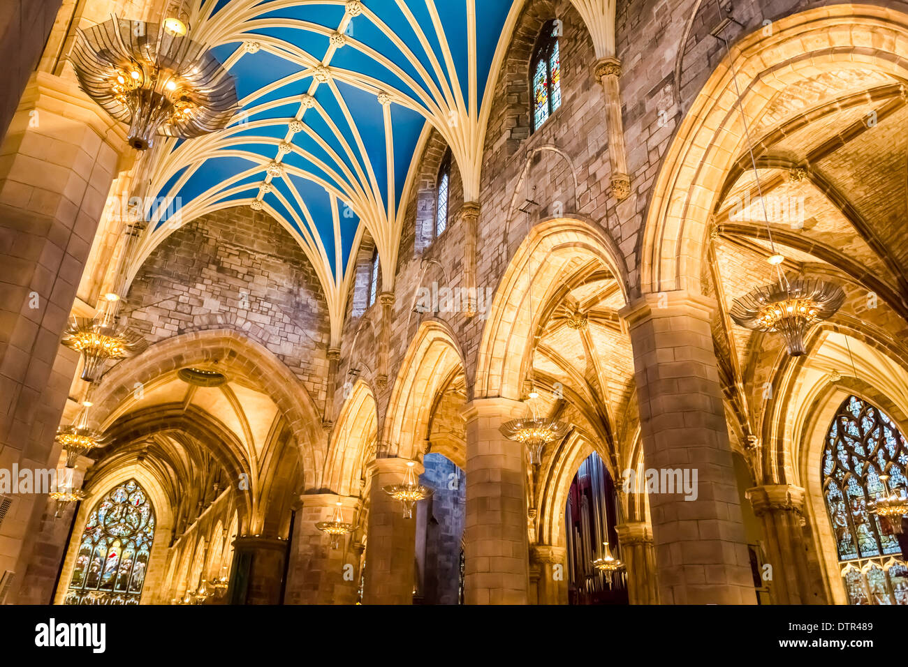 Archway in the Cathedral of Edinburgh Stock Photo - Alamy