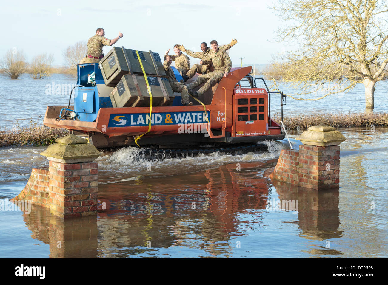Burrowbridge flooding somerset hi-res stock photography and images - Alamy