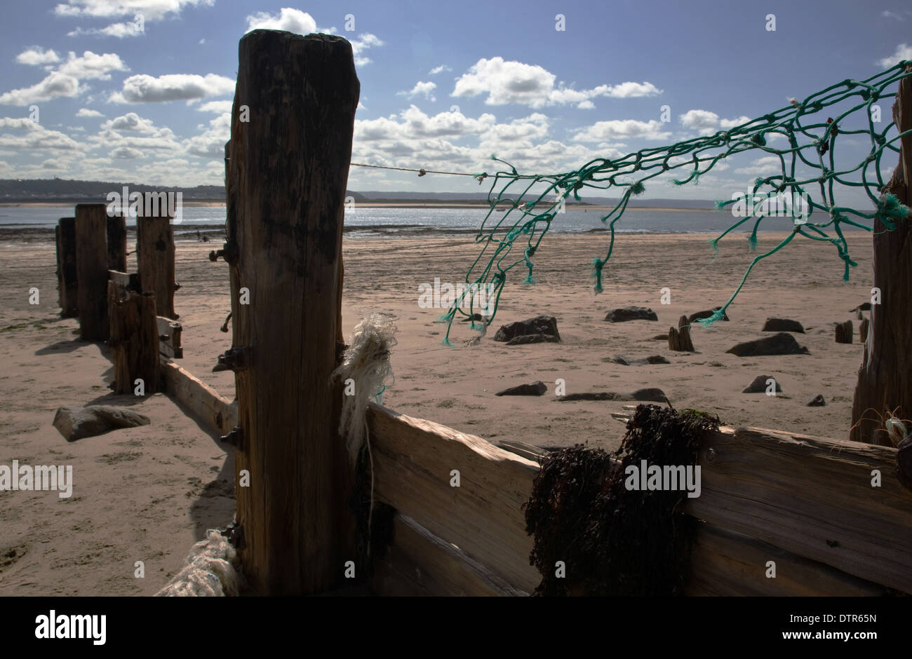 Sea defenses in storm hi-res stock photography and images - Alamy