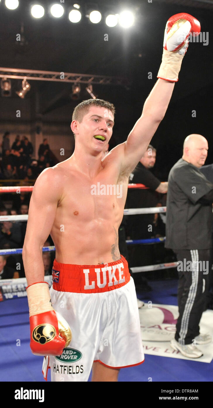 Matchroom boxing hi-res stock photography and images - Alamy