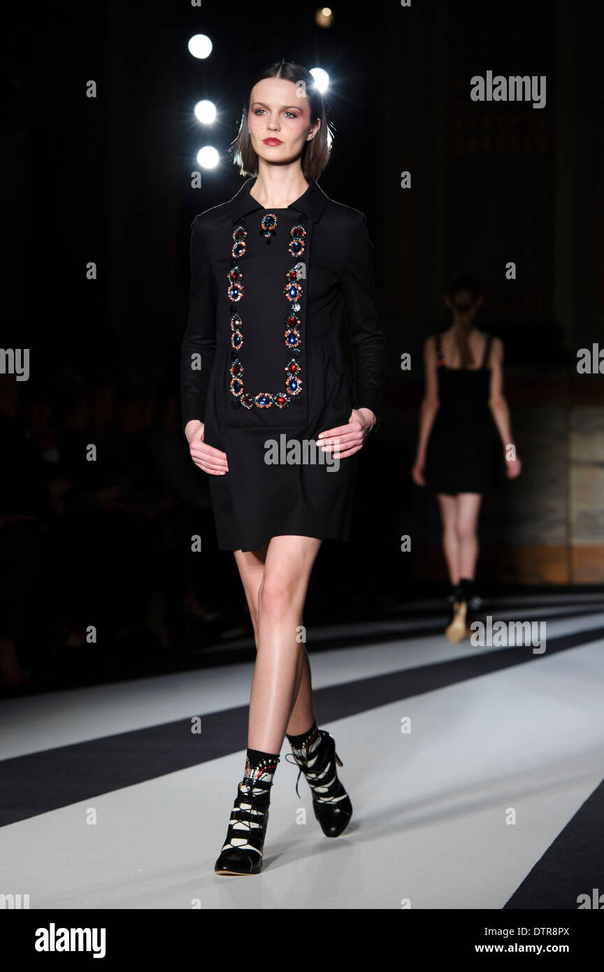 A model wears a design created by Matthew Williamson during London ...