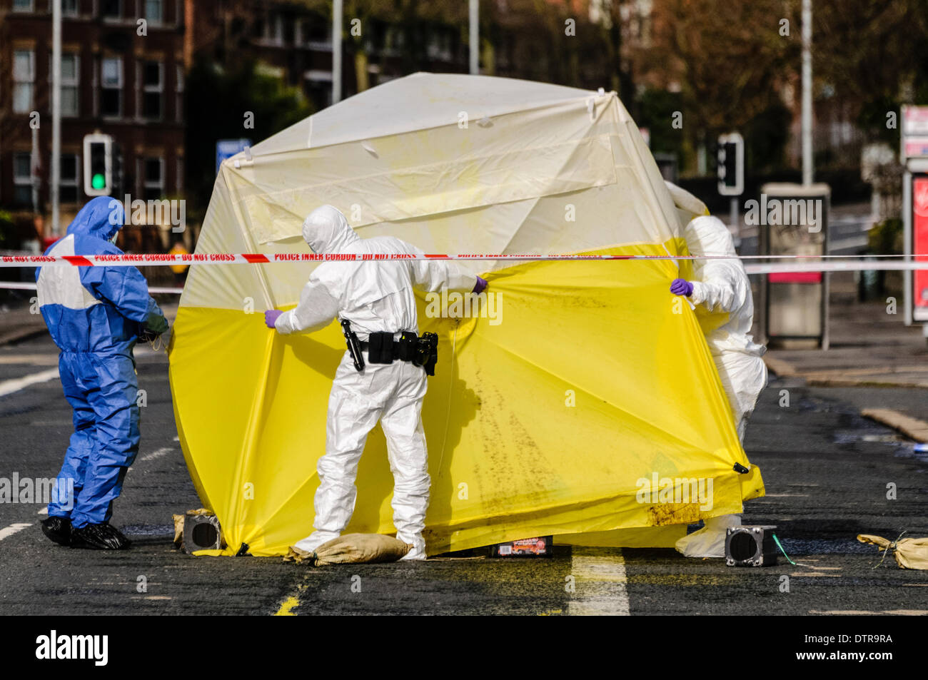 Evidence tent hi-res stock photography and images - Alamy