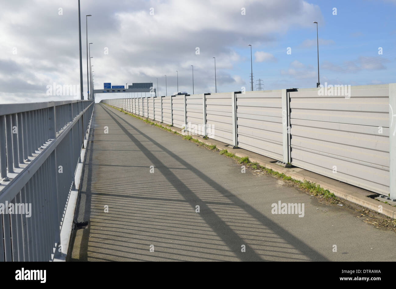 Avonmouth M5 Motorway Bridge Cycle Path Bristol Stock Photo - Alamy