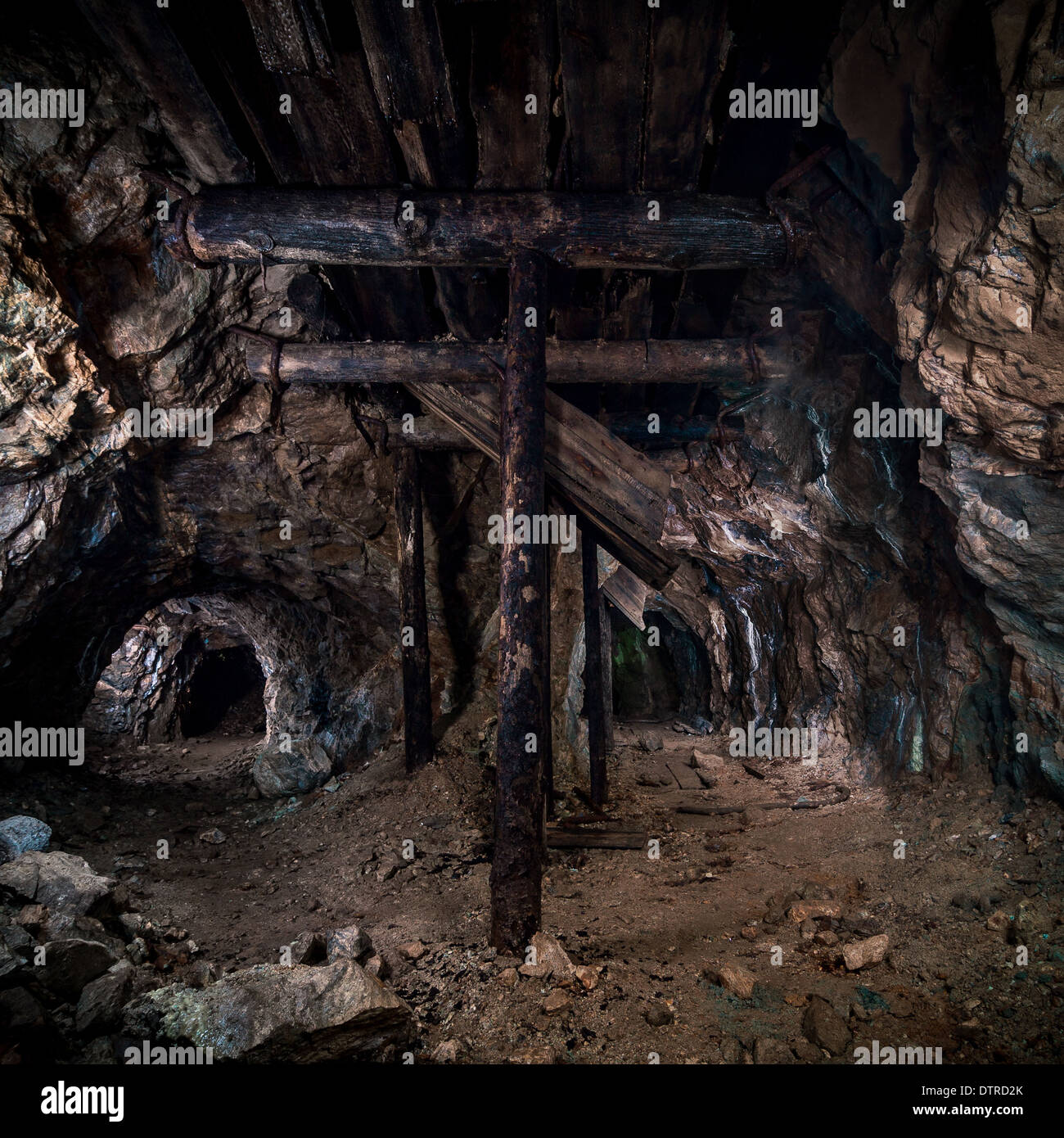 Mine tunnel hi-res stock photography and images - Alamy