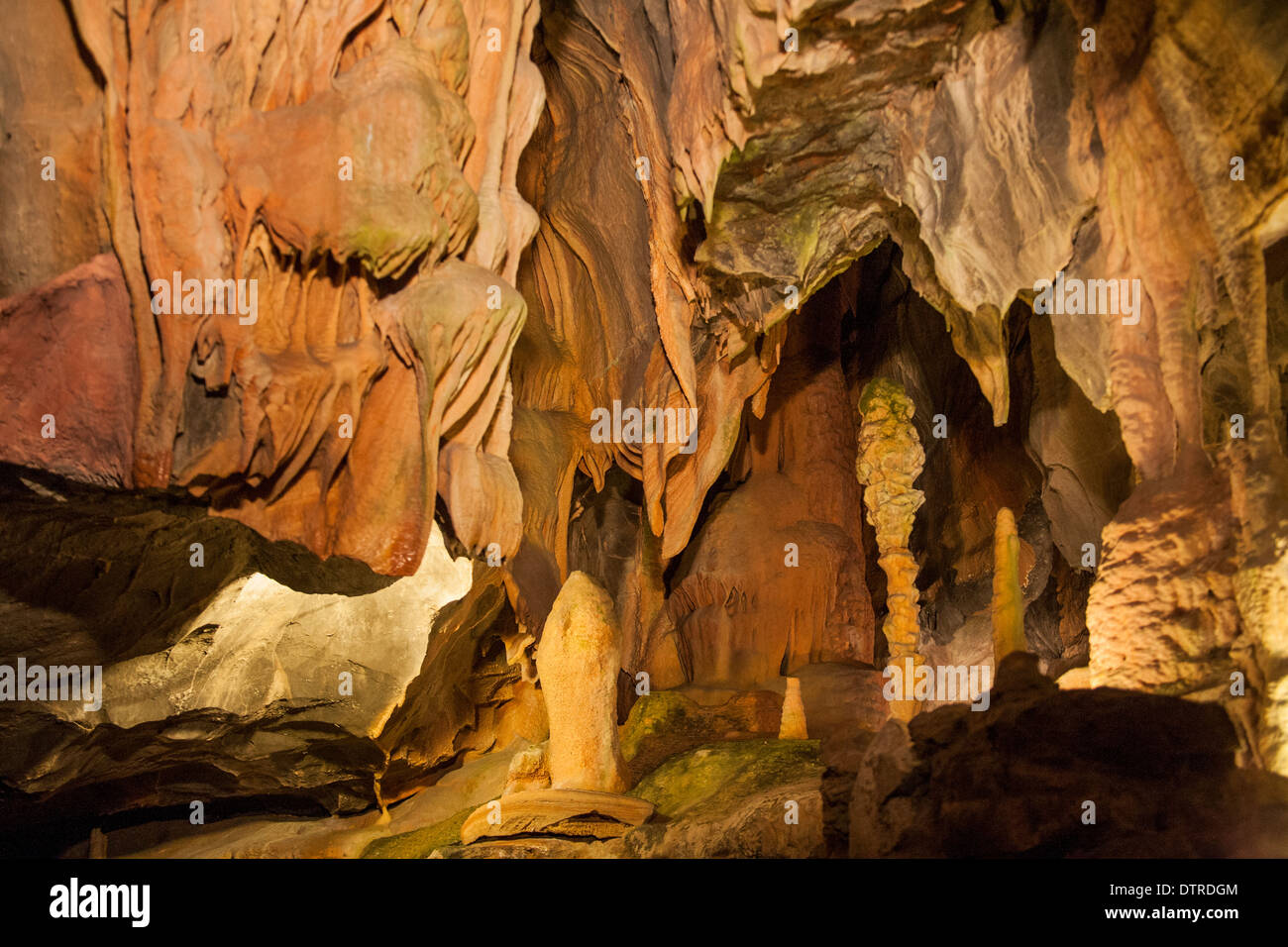 Cheddar gorge cave hi-res stock photography and images - Alamy