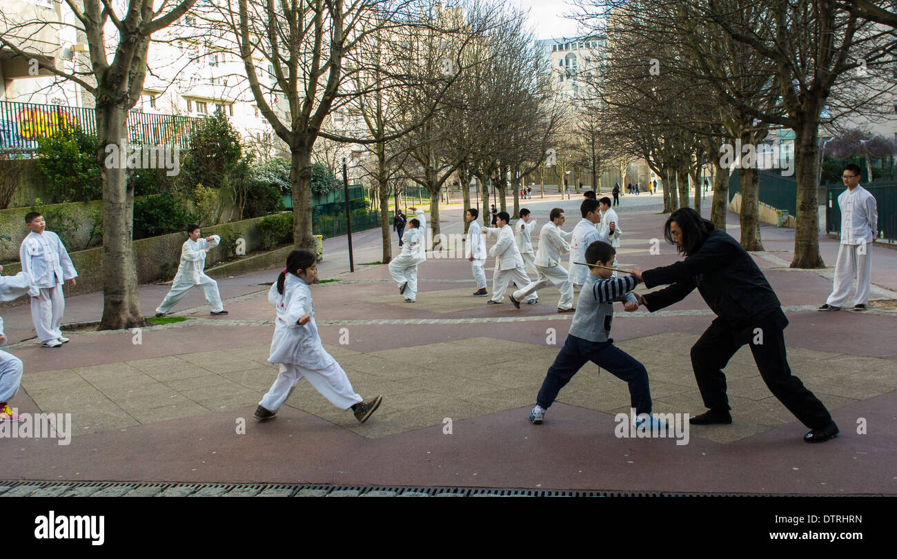 Asian outside karate class paris hi-res stock photography and images ...