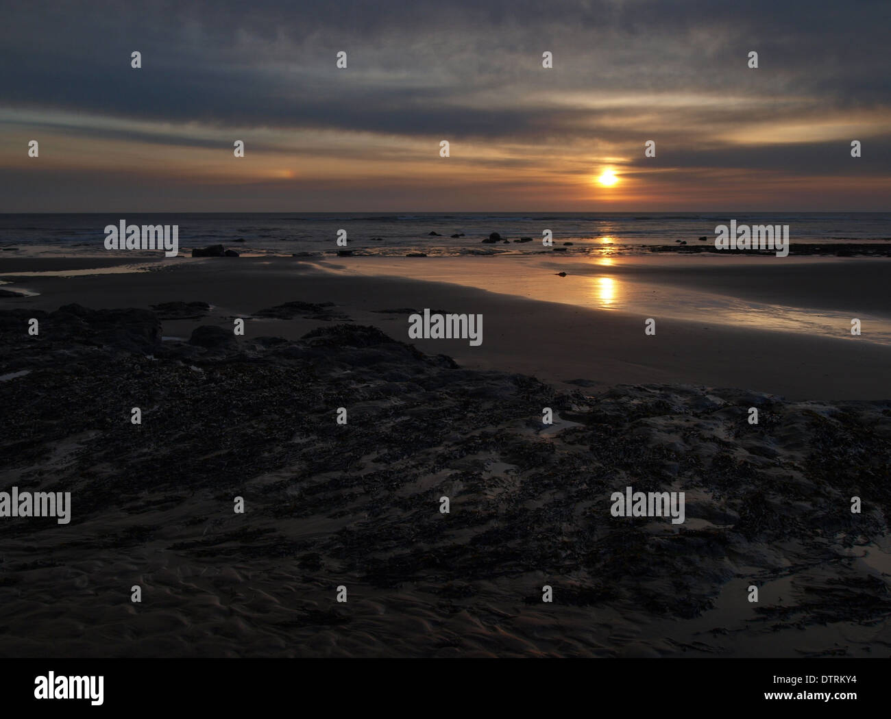 Sunrise at Boggle Hole, Robin Hood's Bay Stock Photo - Alamy