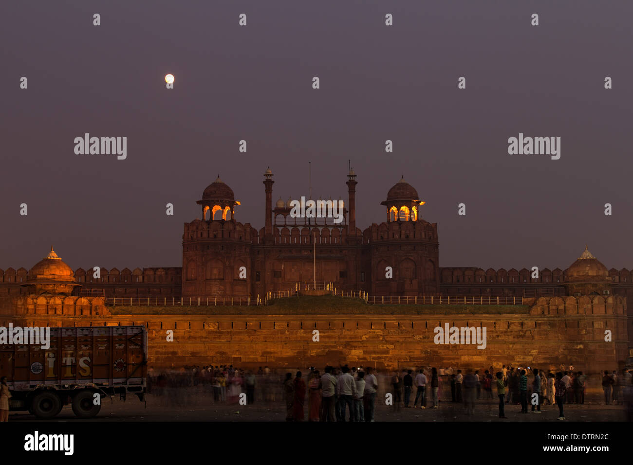 Illuminated Red Fort in the moonlight in Delhi, India Stock Photo - Alamy