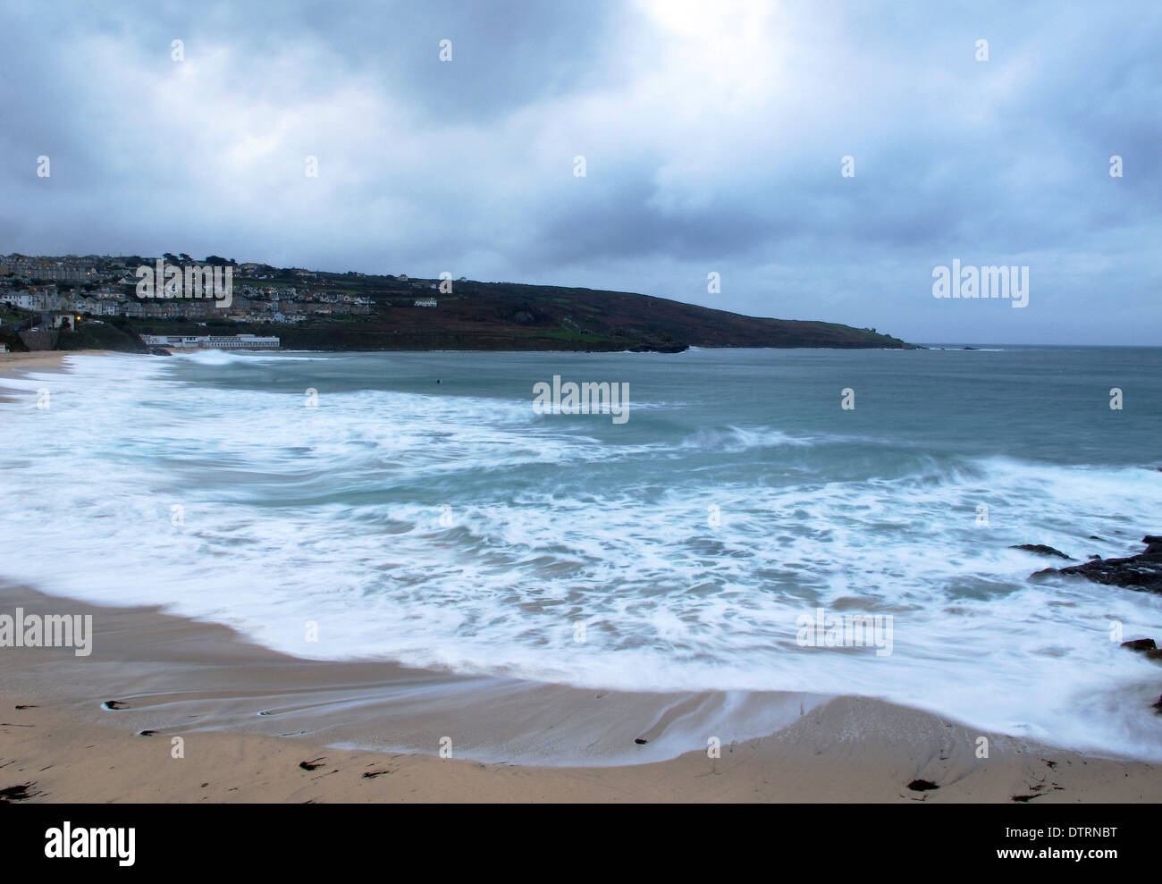 St ives storm hi-res stock photography and images - Alamy