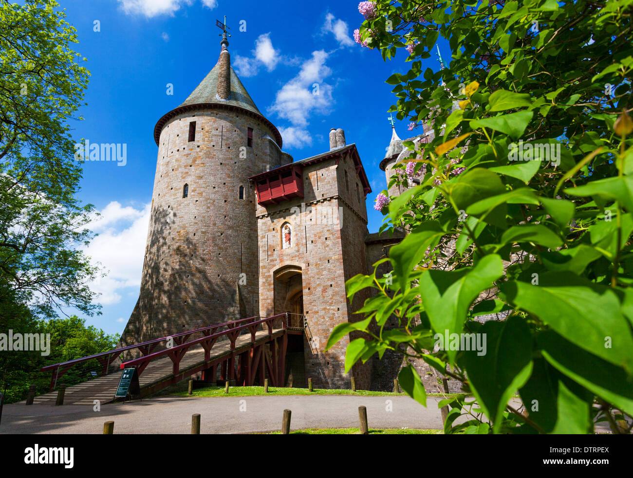Castell castle coch hi-res stock photography and images - Alamy