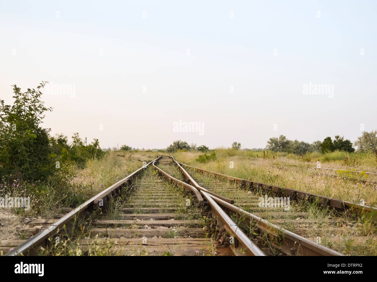 Train tracks perspective hi-res stock photography and images - Alamy