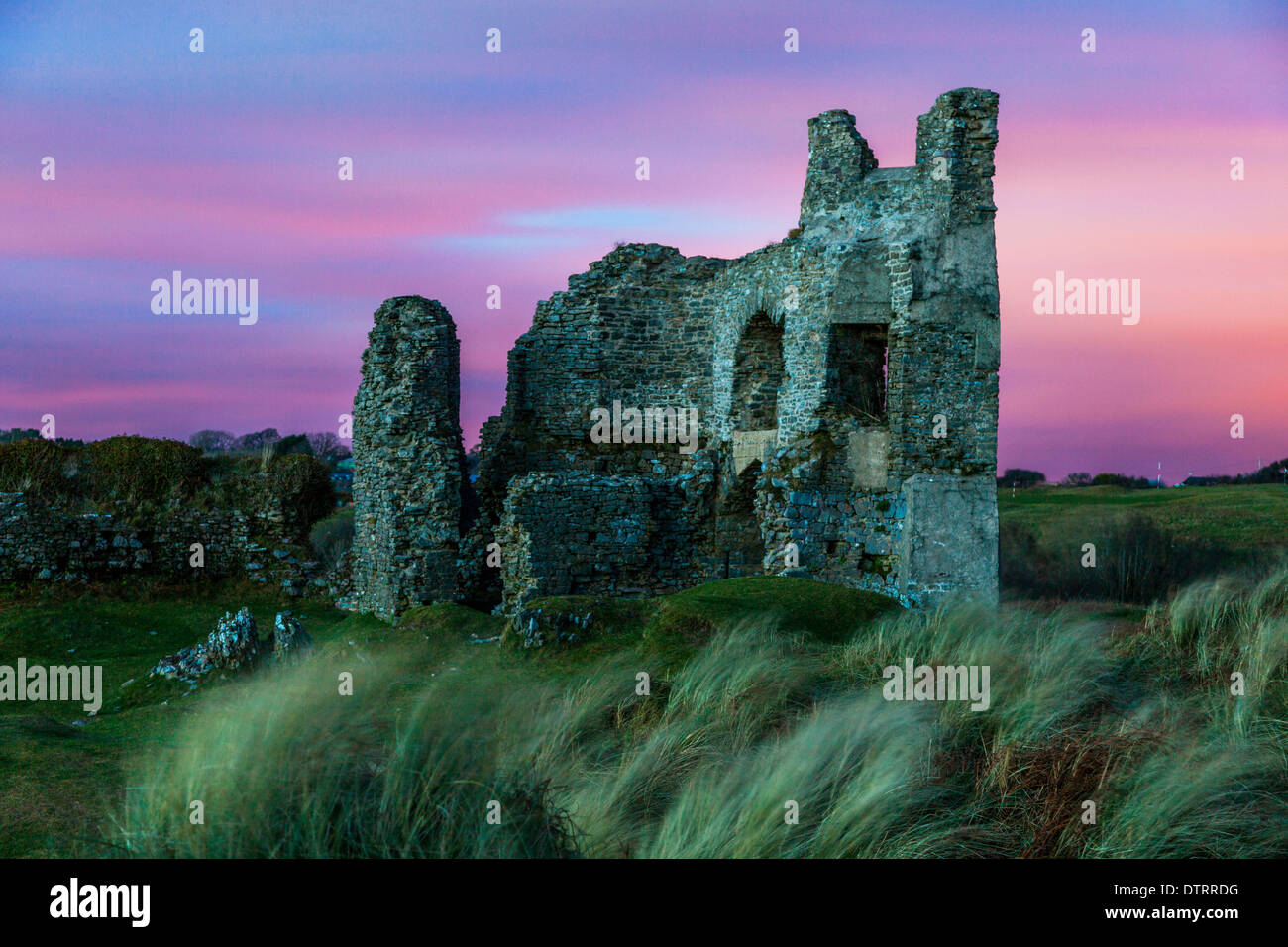 Pennard Castle, Three Cliffs Bay, Gower, Wales, UK Stock Photo - Alamy