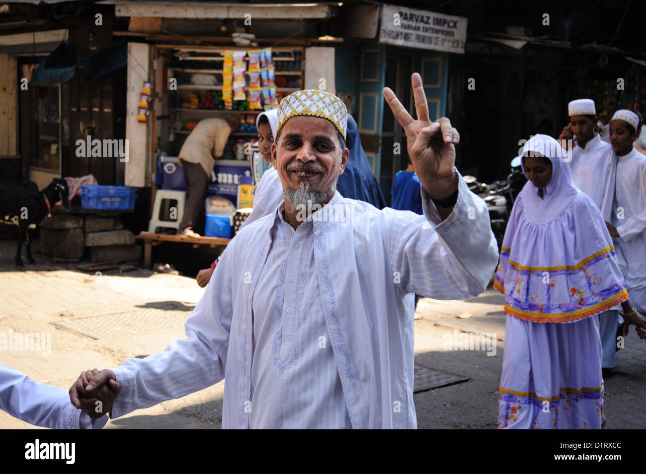 Waving madly hi-res stock photography and images - Alamy