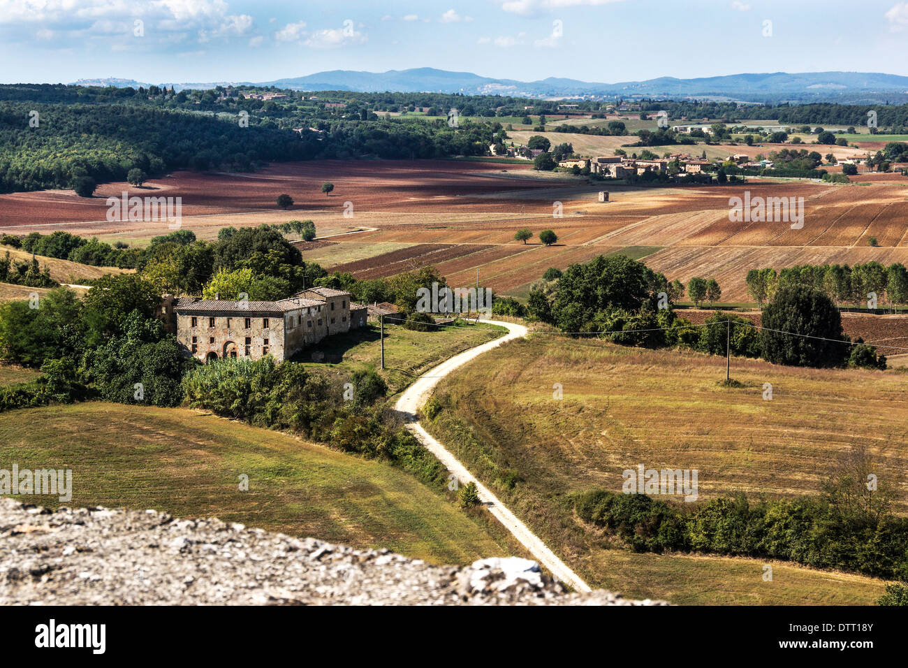 Fortified italian towns and villages hi-res stock photography and ...