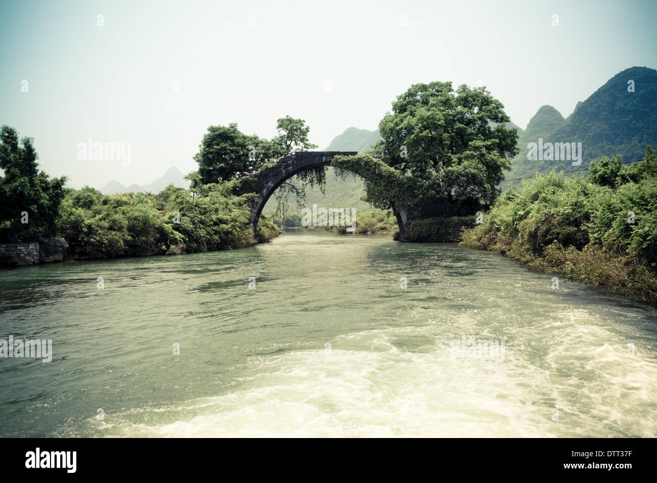 chinese stone bridge in guilin Stock Photo - Alamy