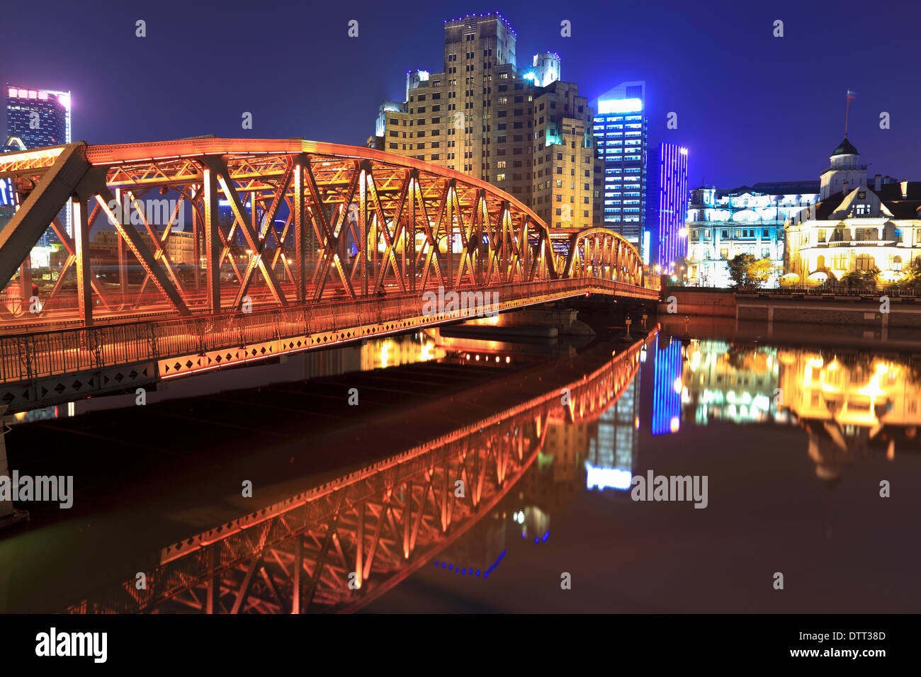 Shanghai river culture hi-res stock photography and images - Alamy