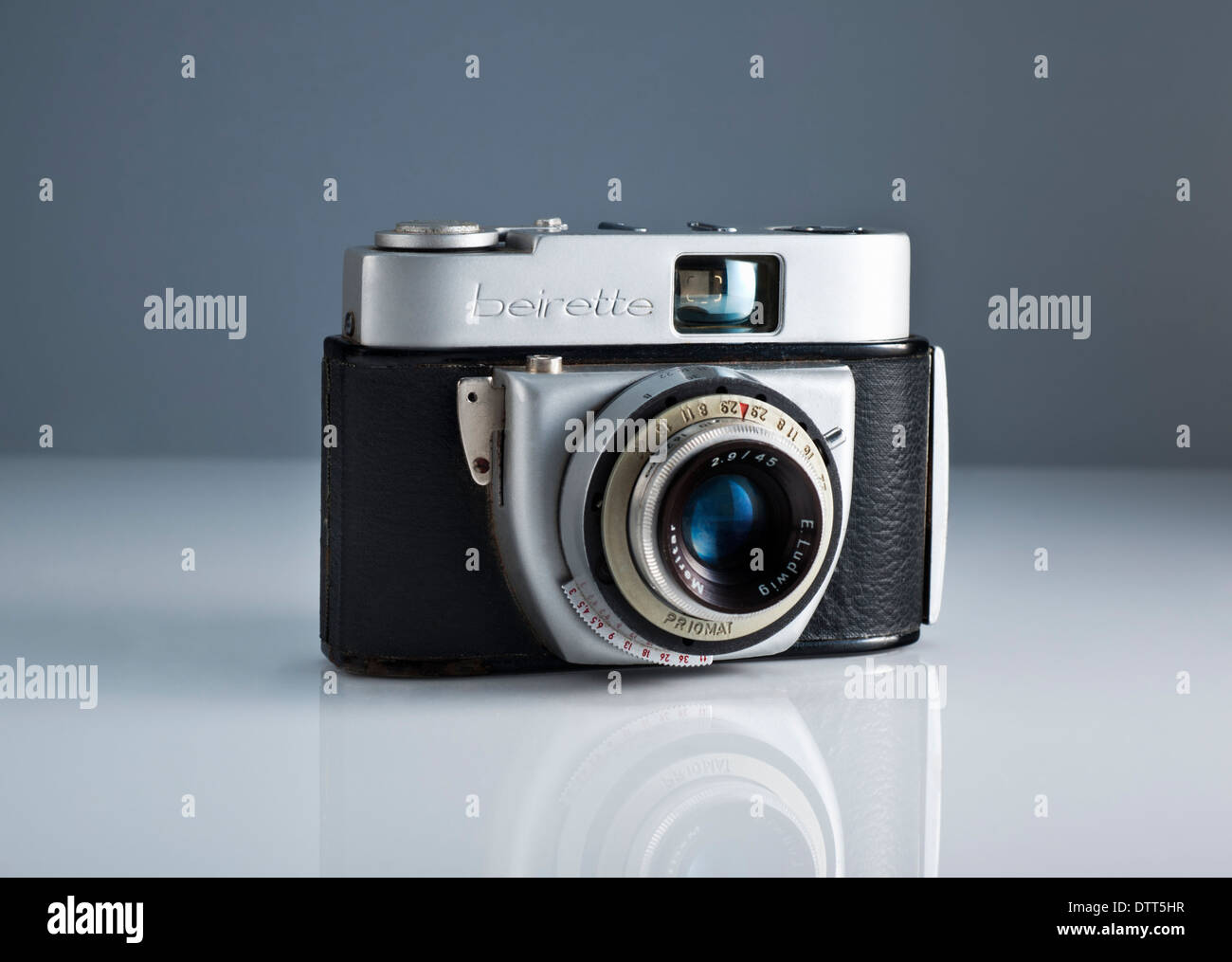 1960s vintage photo hi-res stock photography and images - Alamy