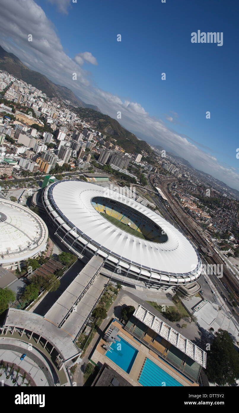 Maracana stadium hi-res stock photography and images - Alamy