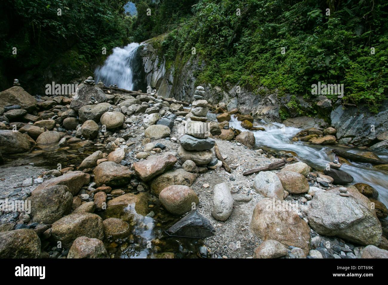 inka trail, inka path, forest, rocks piled up by the river and ...