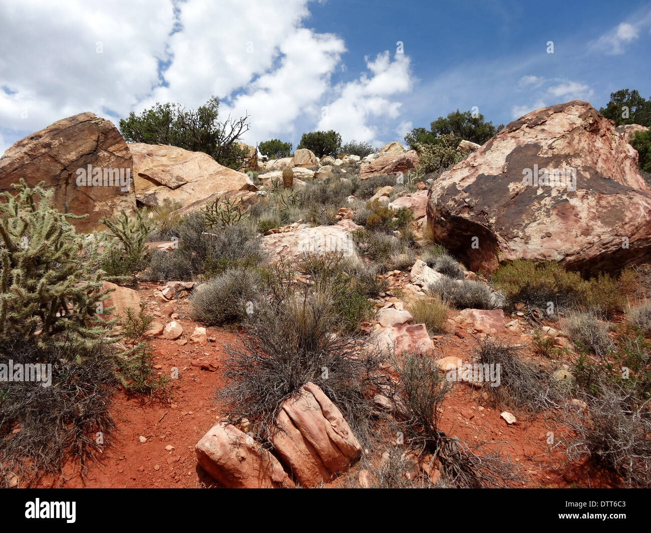Hike through the valley hi-res stock photography and images - Alamy