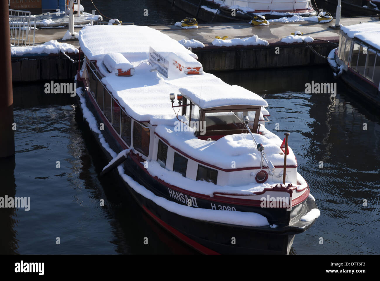 Waterway with excursion boat hi-res stock photography and images - Alamy