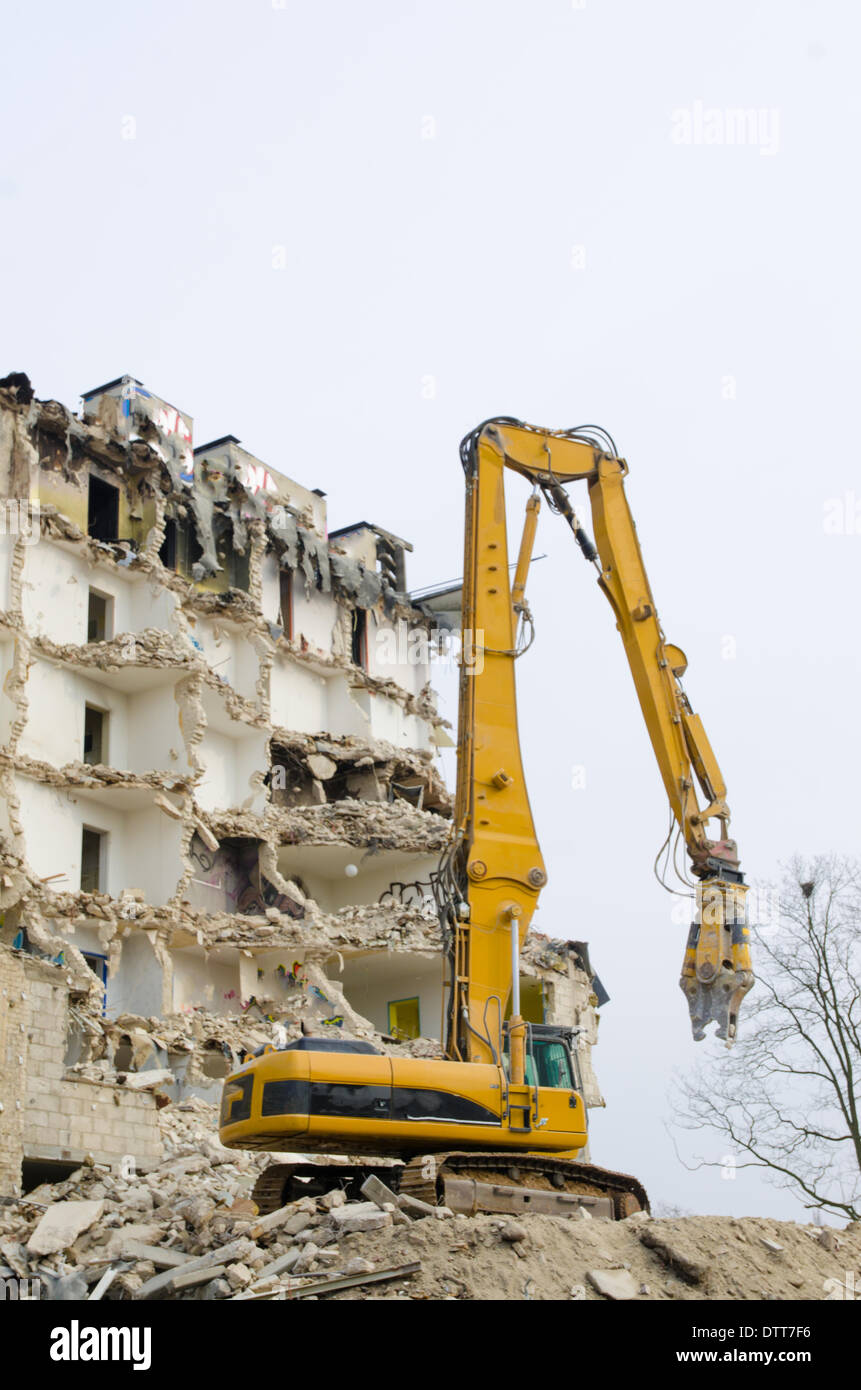 Block of flats demolition Stock Photo - Alamy