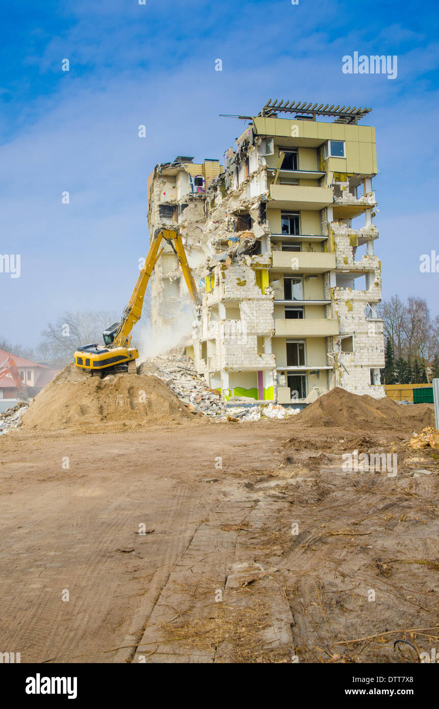 Block of flats demolition Stock Photo - Alamy