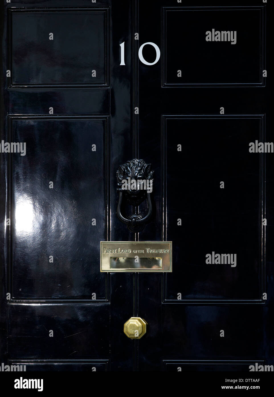 10 downing street door hi-res stock photography and images - Alamy