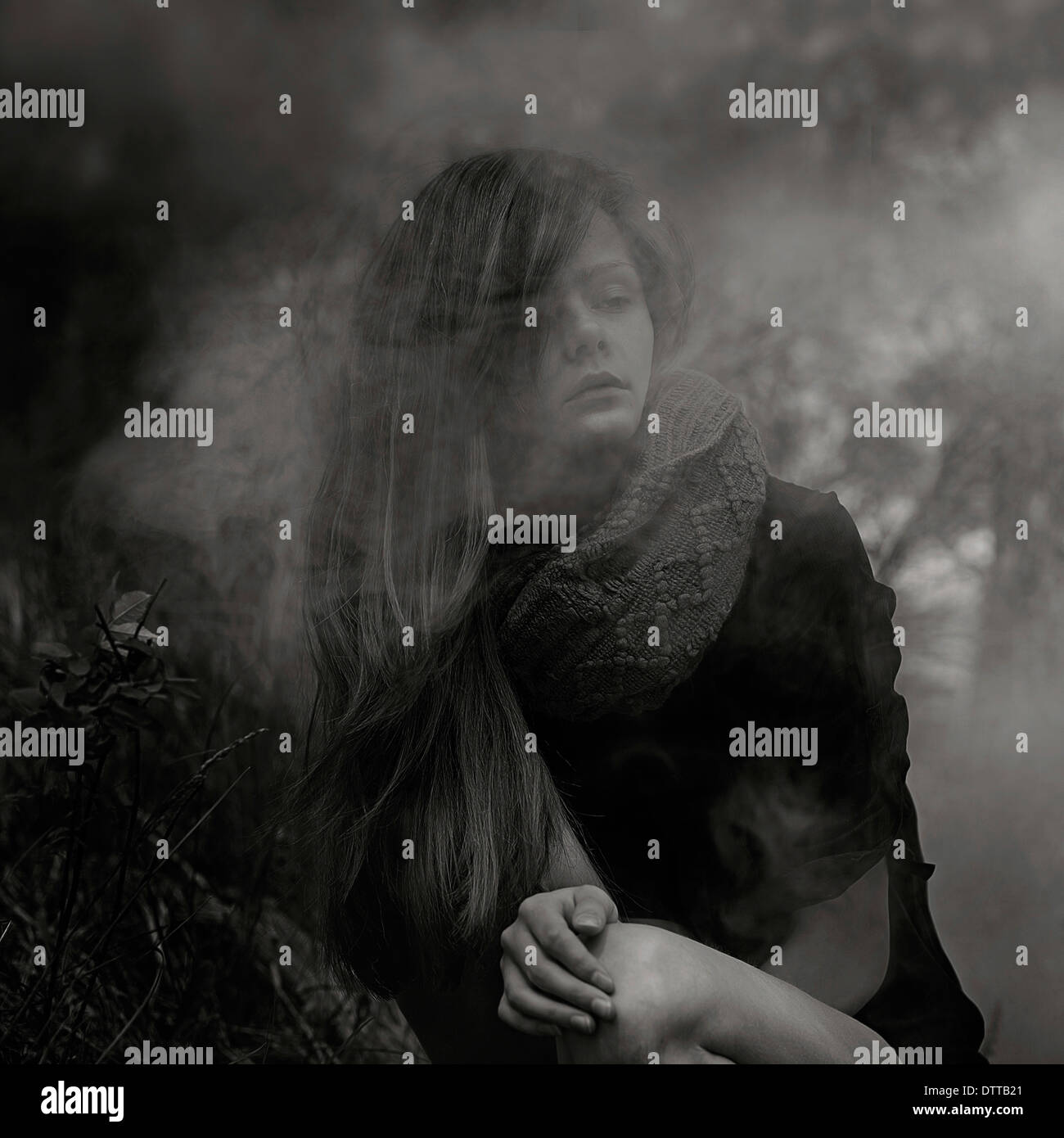 Fog woman pensive hi-res stock photography and images - Alamy