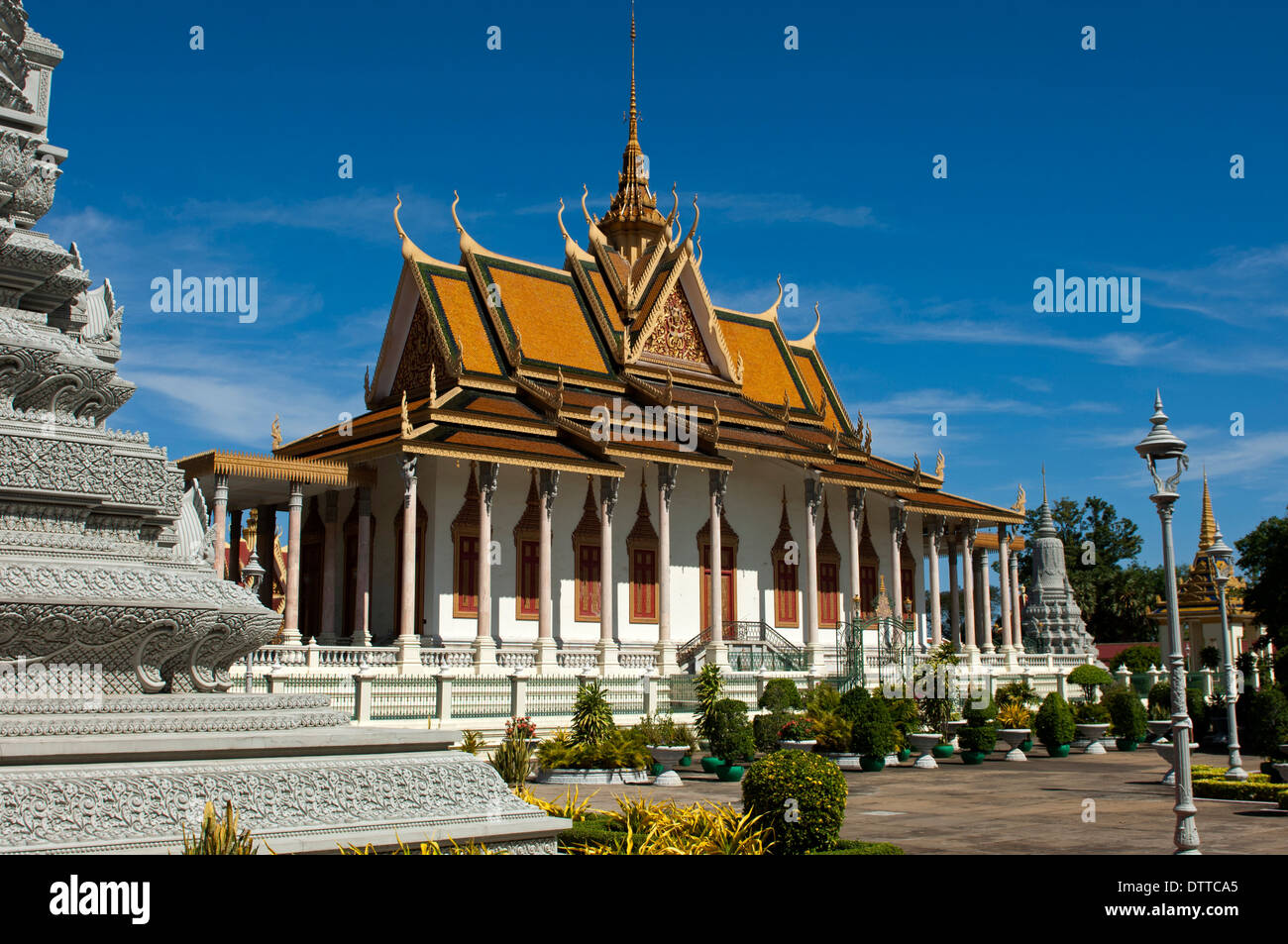 Phnom Penh (Cambodia): the Silver Pagoda Stock Photo - Alamy