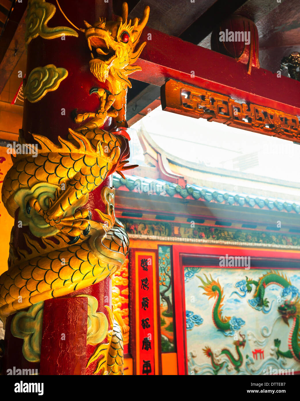 Chinese temple hi-res stock photography and images - Alamy