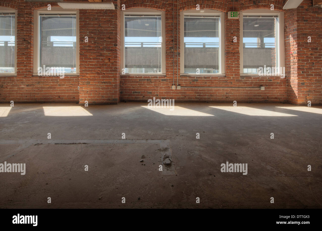 Empty office space under construction Stock Photo - Alamy