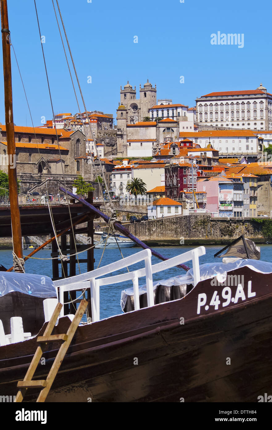 Portuguese traditional sailboat hi-res stock photography and images - Alamy