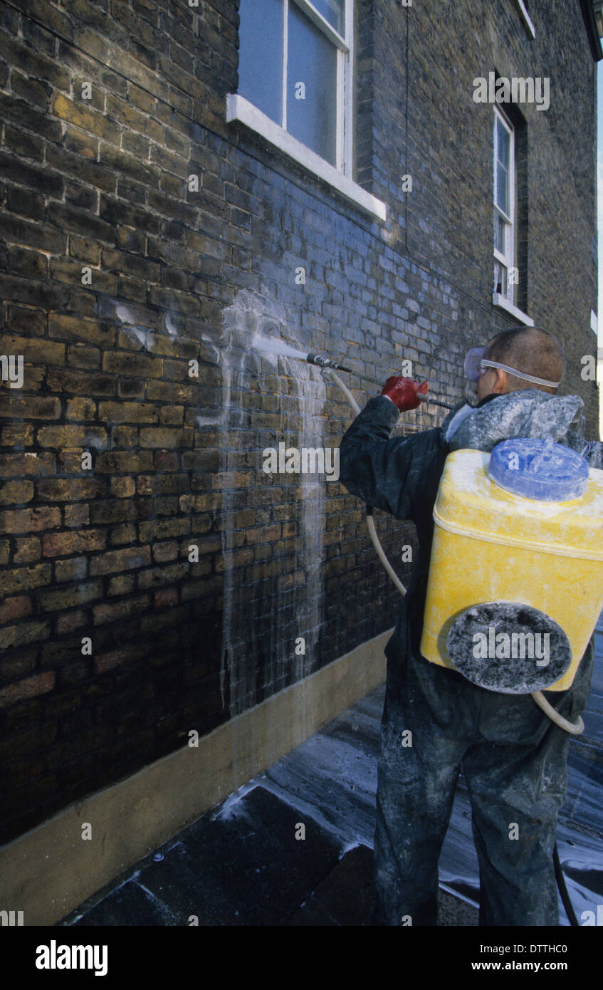 Costly removal hi-res stock photography and images - Alamy