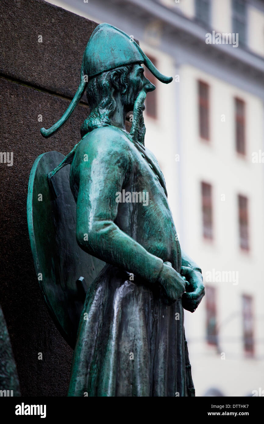 Viking statue bergen norway hi-res stock photography and images - Alamy