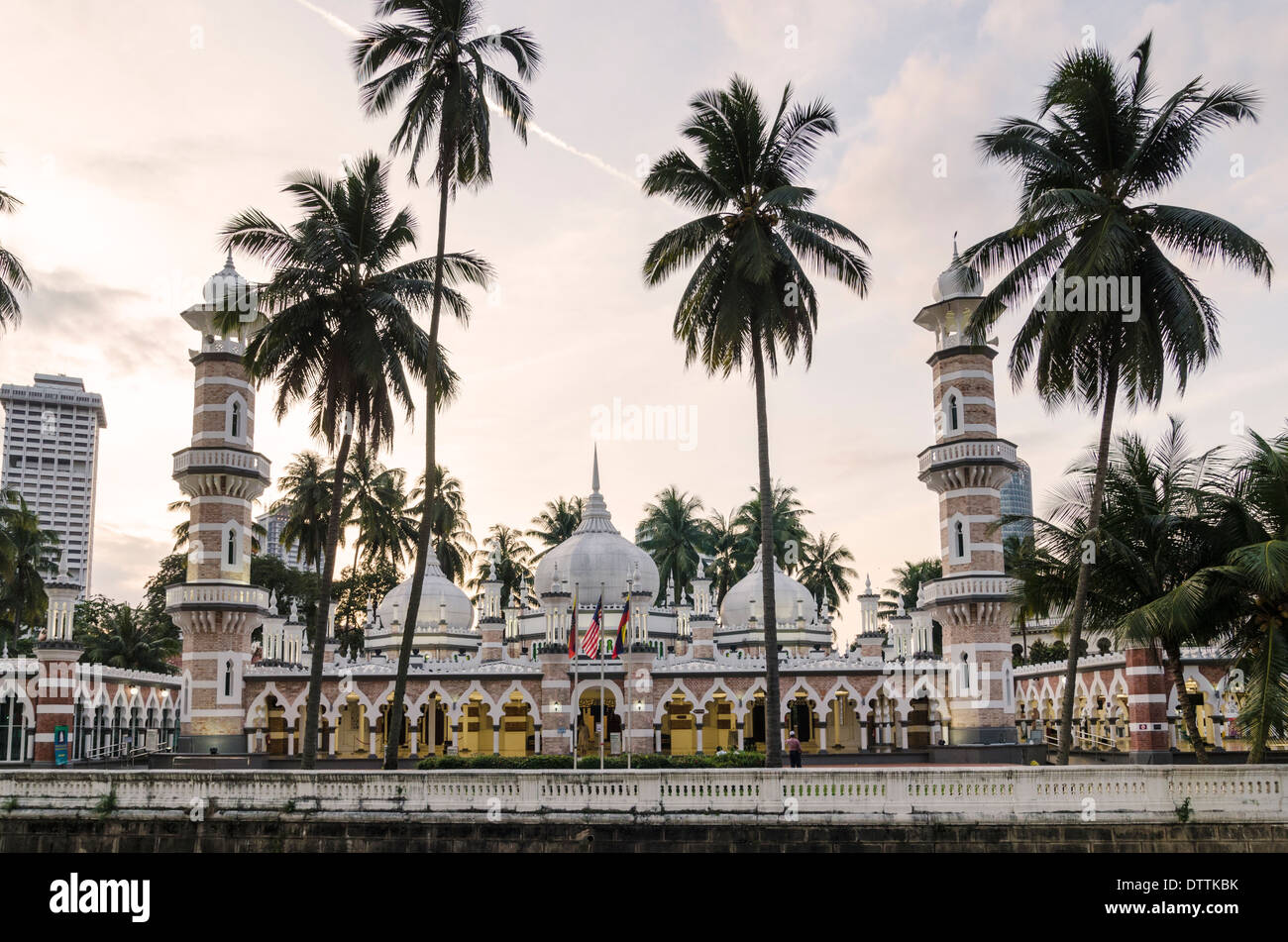 Jamek Mosque at sunset in Kuala Lumpur, Malaysia Stock Photo - Alamy