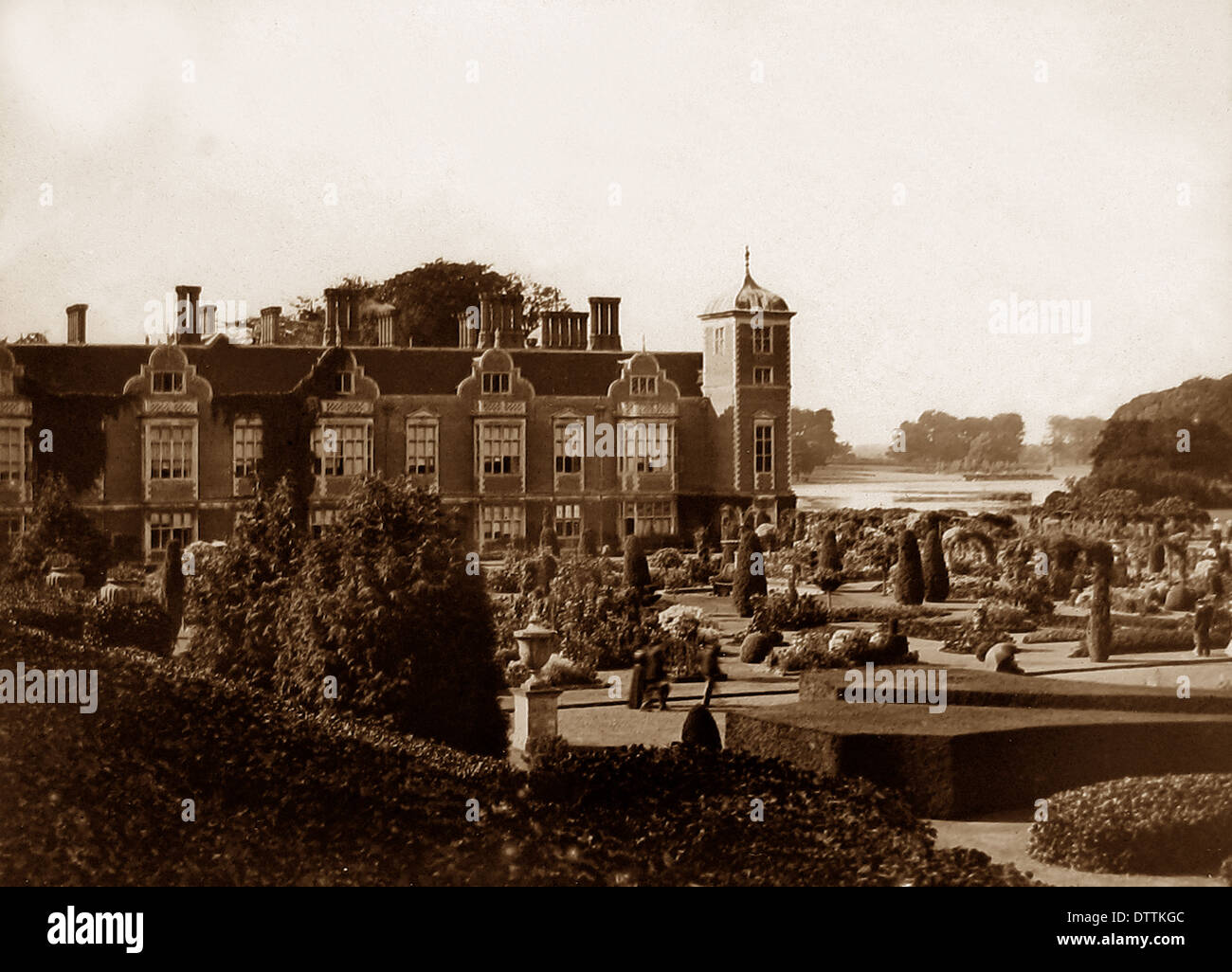 The victorian hall hi-res stock photography and images - Alamy