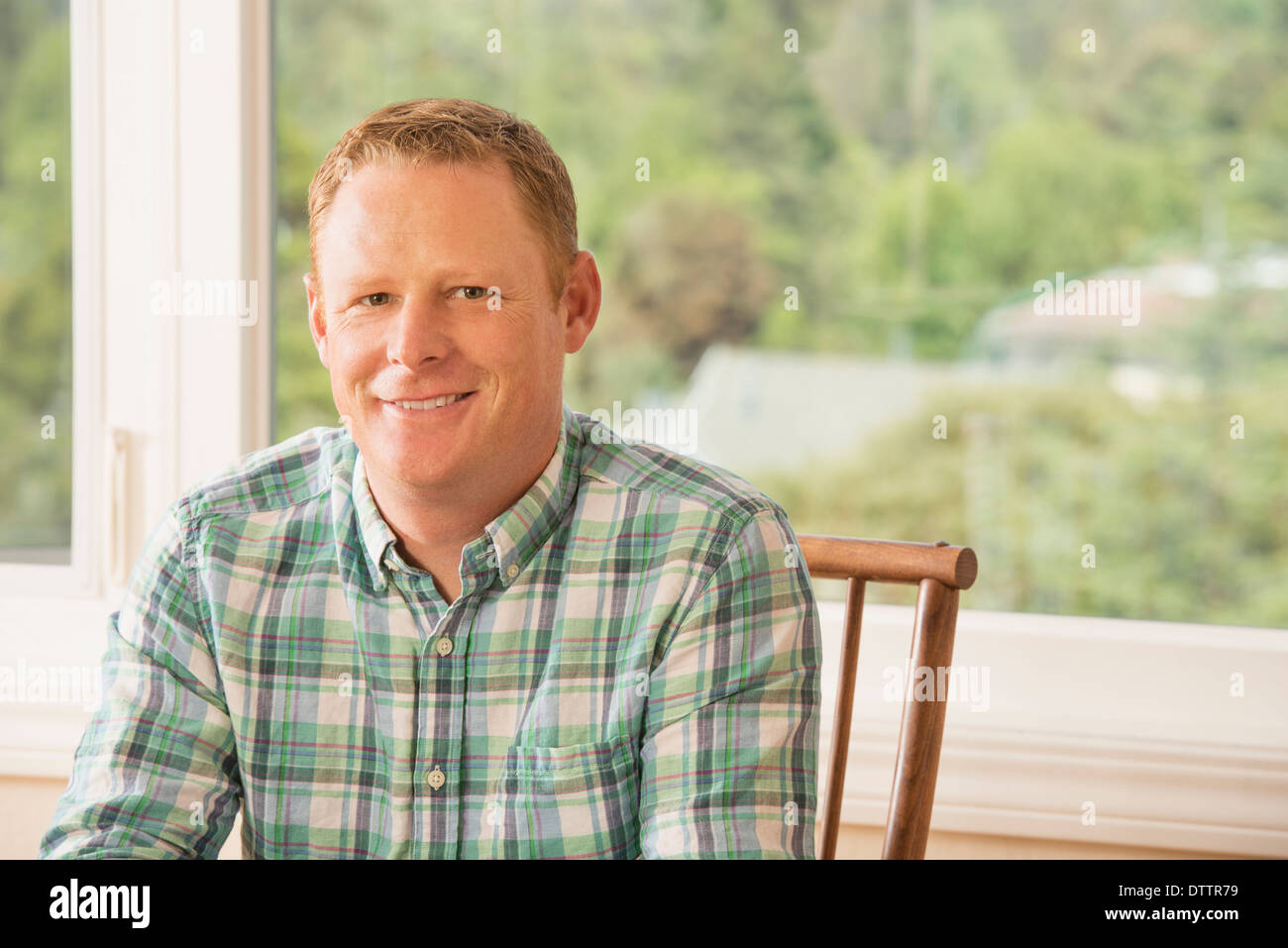 Human being horizontal hi-res stock photography and images - Alamy