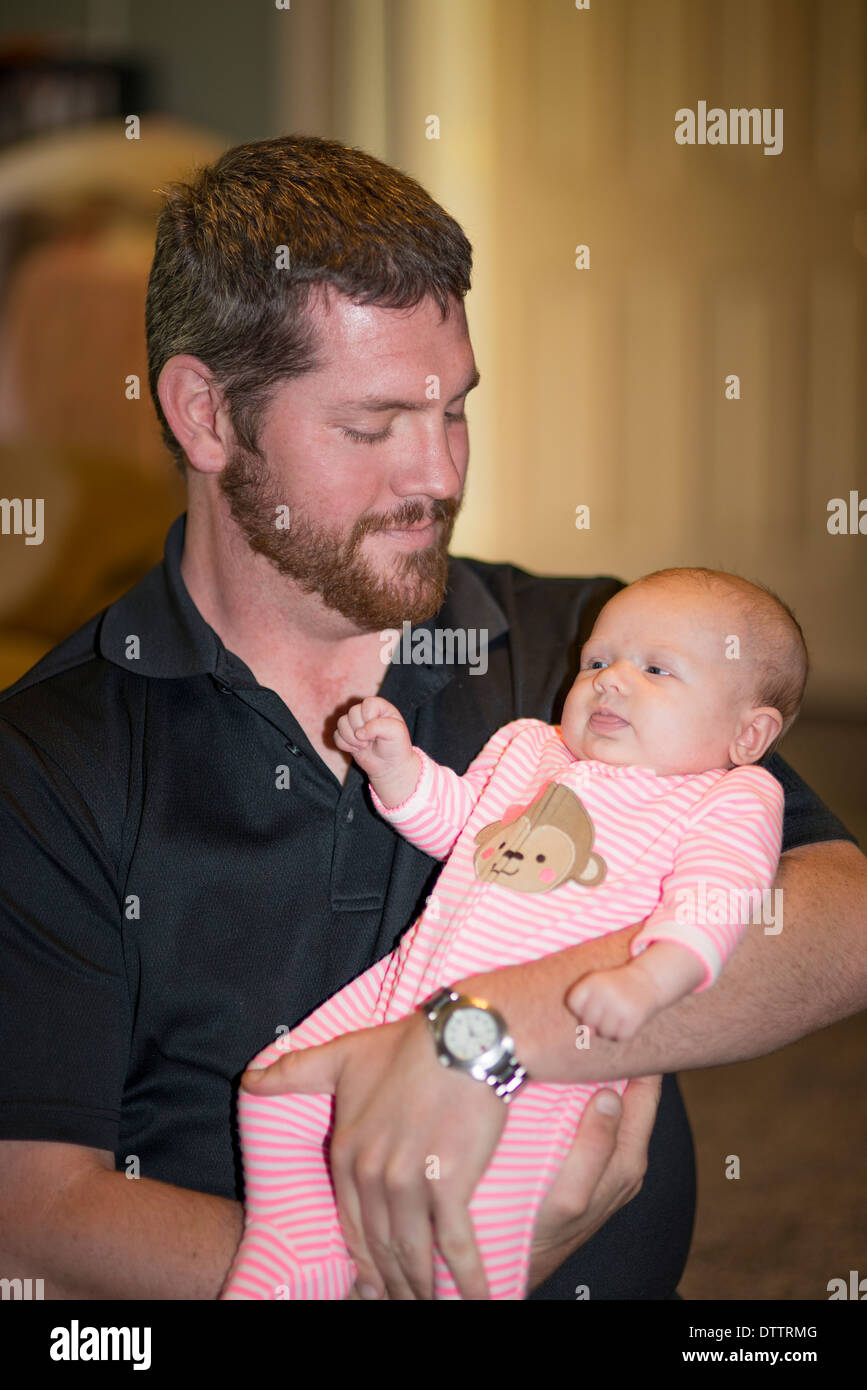 Uncle and niece hi-res stock photography and images - Alamy