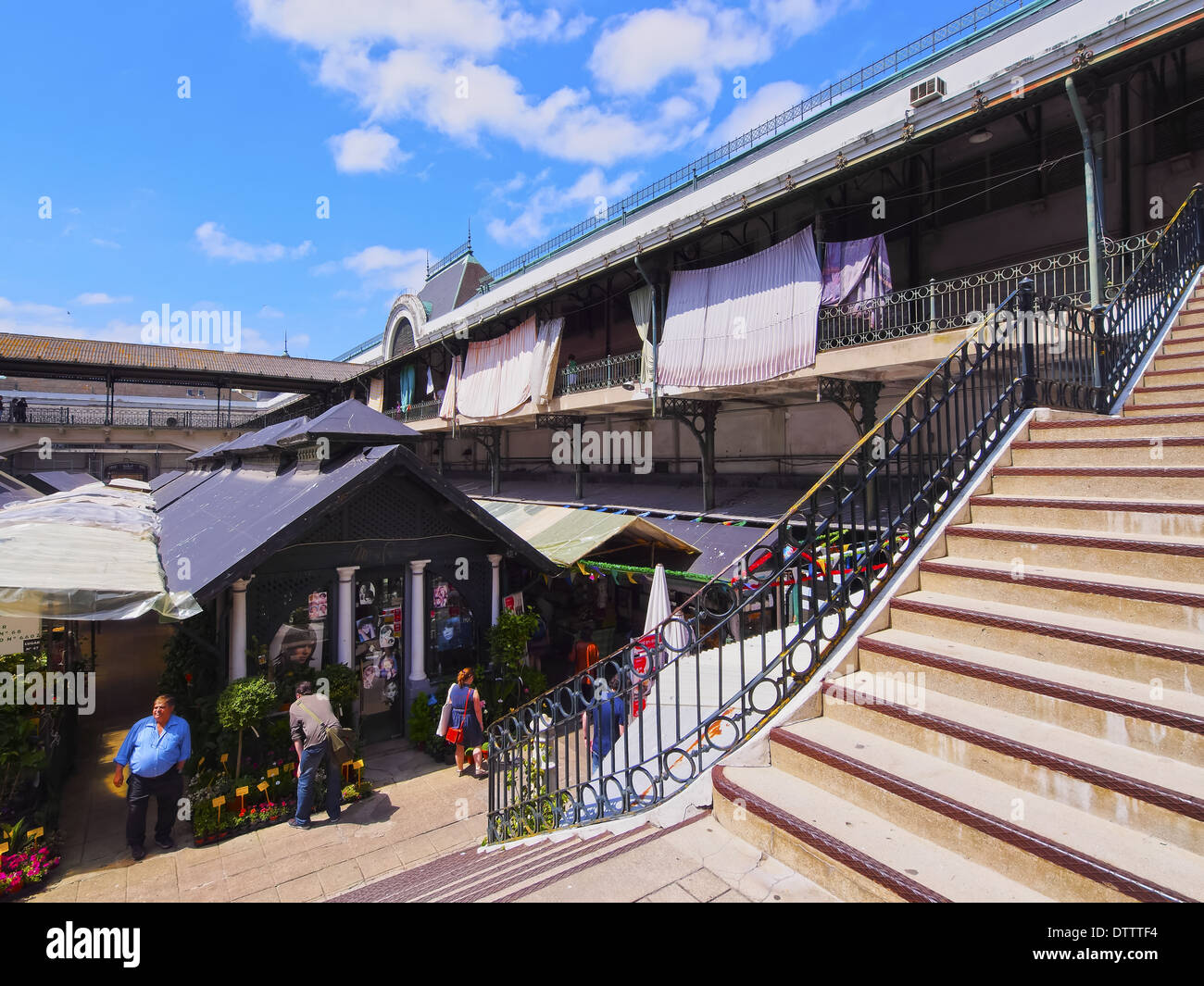 Mercado do bolhao hi-res stock photography and images - Alamy