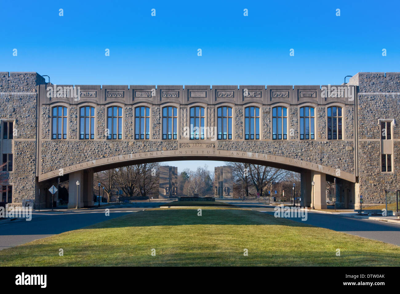Torgersen Hall and bridge to Newman Library at Virginia Tech Stock ...