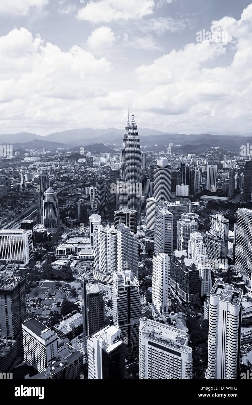 Dynamic building structure hi-res stock photography and images - Alamy