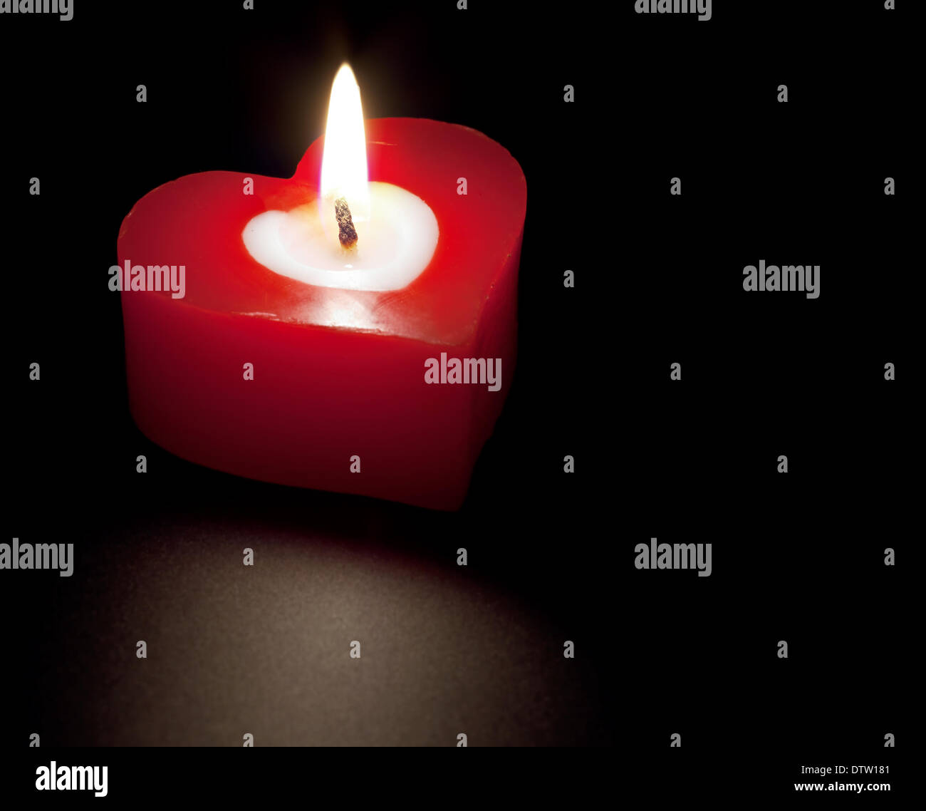 Heart shaped candle Stock Photo - Alamy