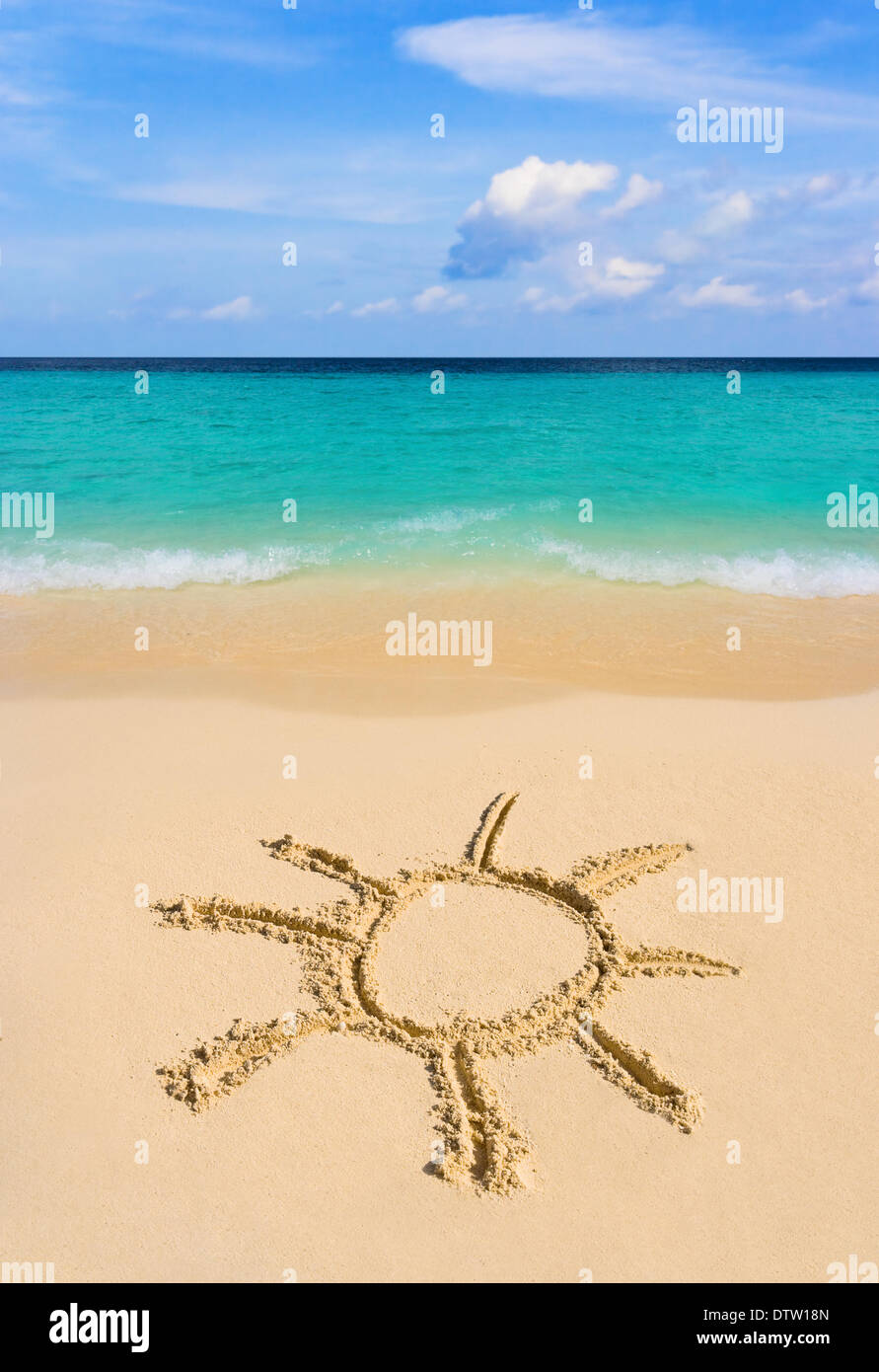 Drawing sun on beach Stock Photo - Alamy